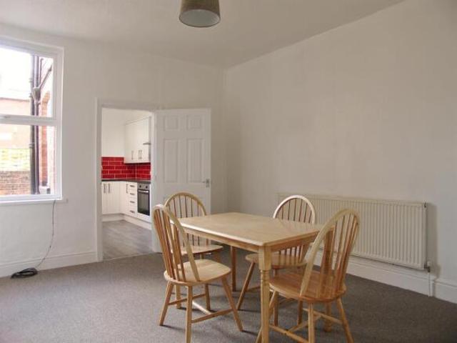 3 bedroom terraced house for rent in Hunter House Road, Sheffield, S11 8TU, S11