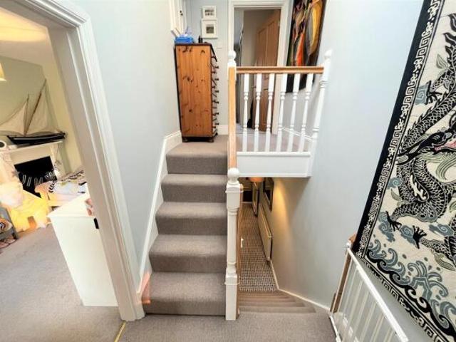 3 bedroom terraced house for rent in Hyde Close, Winchester, SO23