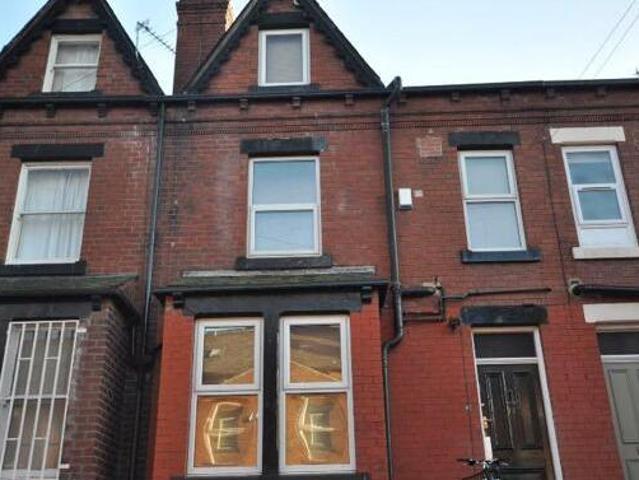 3 Bedroom Terraced House For Rent In Hyde Park