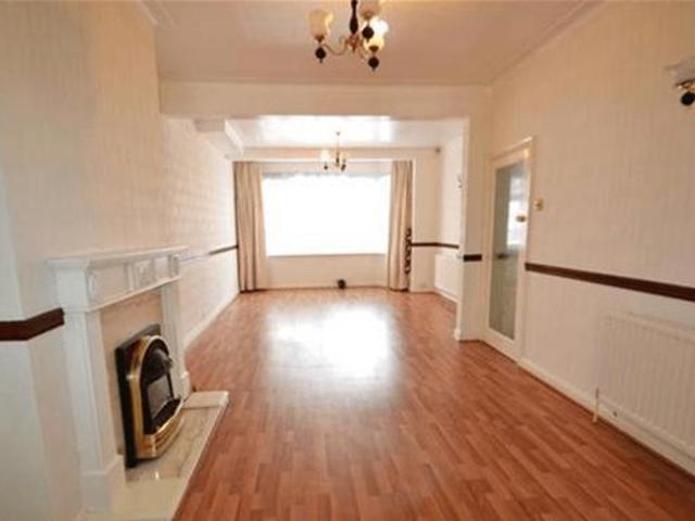 3 Bedroom Terraced House For Rent In Ilford