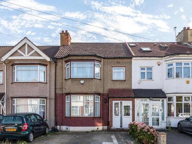 3 Bedroom Terraced House For Rent In Ilford