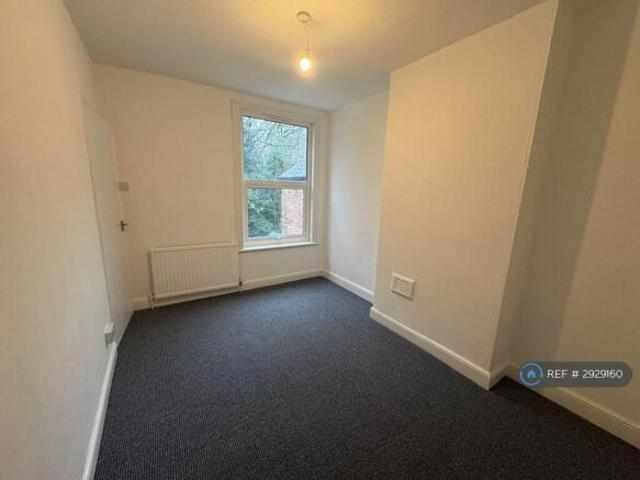 3 bedroom terraced house for rent in Ilkeston Road, Nottingham, NG7