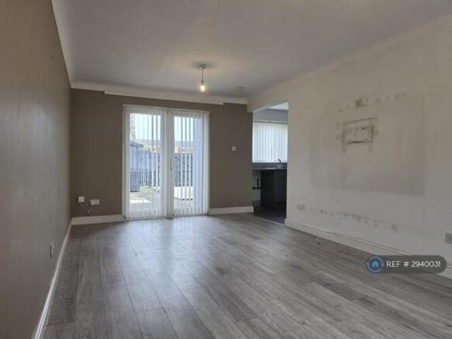 3 bedroom terraced house for rent in Ilkley Walk, Liverpool, L24