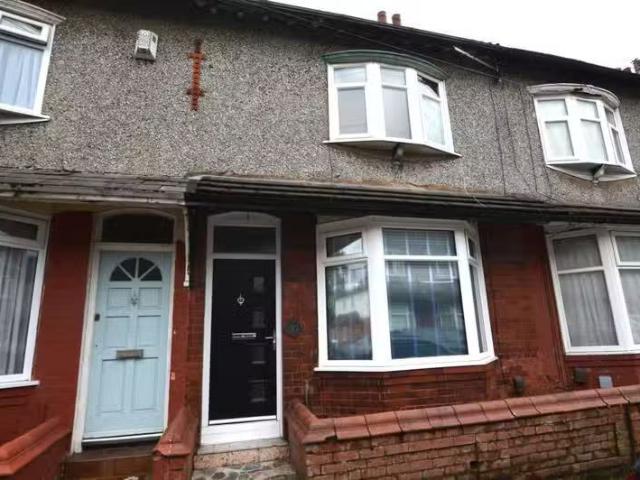 3 bedroom terraced house for rent in Ivydale Road, Liverpool.