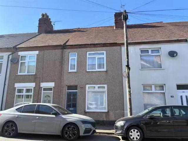 3 bedroom terraced house for rent in Jodrell Street, Nuneaton.