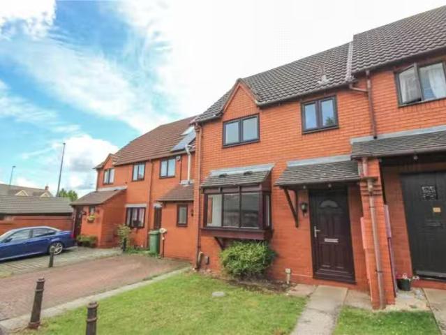3 bedroom terraced house for rent in Oaktree Crescent, Bradley.