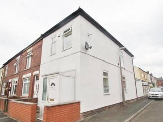 3 bedroom terraced house for rent in Ogden Street Swinton M27