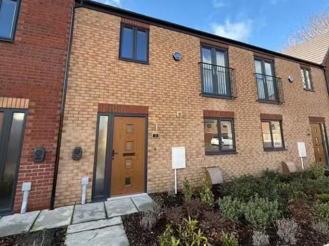3 bedroom terraced house for rent in Olympus Close, Auckley, D.
