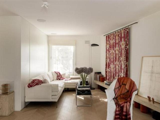 3 bedroom terraced house for rent in Oliphant Street, London, W10