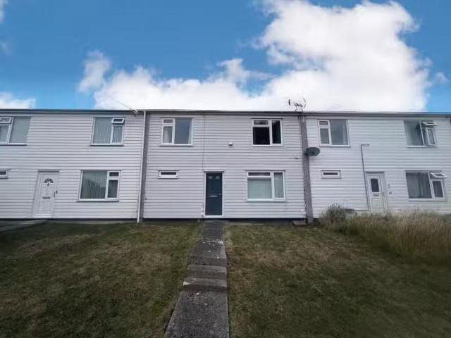 3 bedroom terraced house for rent in Orion Drive, Little stoke.