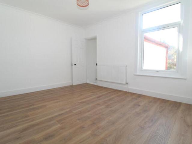 3 bedroom terraced house for rent in Otway Street, Chatham, Kent, ME4