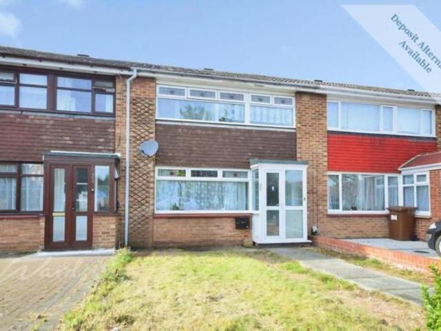 3 bedroom terraced house for rent in Lower Woodlands Road Gillingham ME7