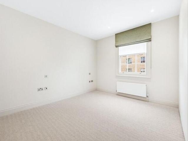 3 bedroom terraced house for rent in Lowndes Street, Belgravia, SW1X