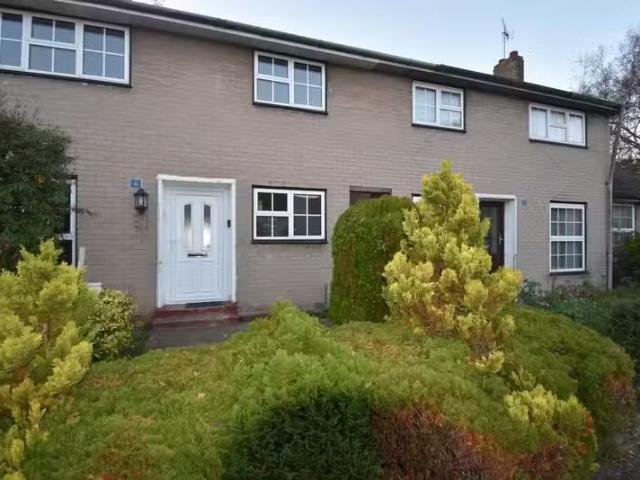 3 bedroom terraced house for rent in Lodgefield, Welwyn Garden.