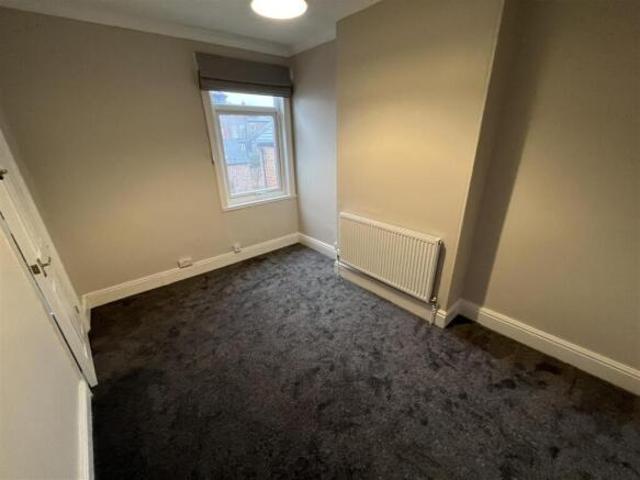 3 bedroom terraced house for rent in Longford Street, Derby, DE22