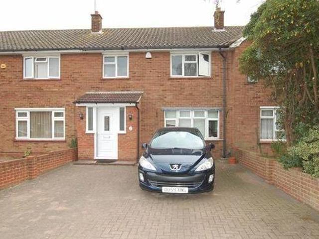 3 bedroom terraced house for rent in Longhouse Road Chadwell St Mary RM16