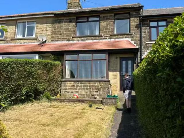 3 bedroom terraced house for rent in Longlands Avenue, Denholm.