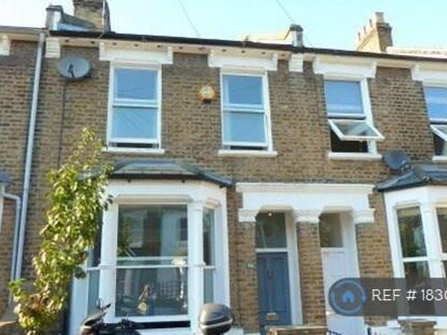 3 Bedroom Terraced House For Rent In London