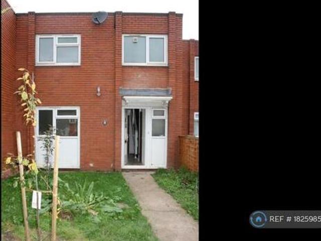 3 Bedroom Terraced House For Rent In London
