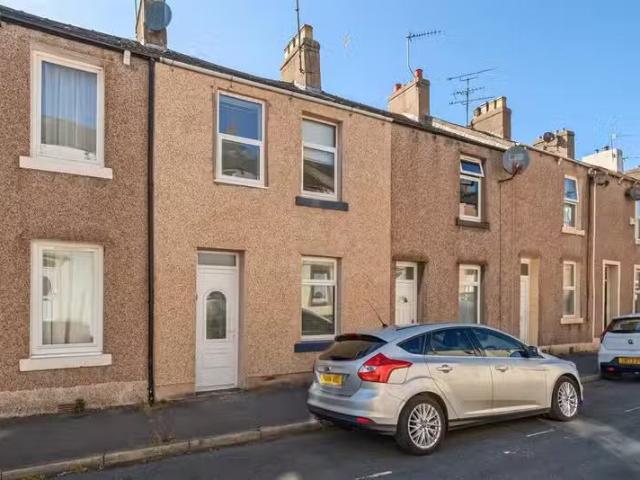 3 bedroom terraced house for rent in Lonsdale Street, Workingt.