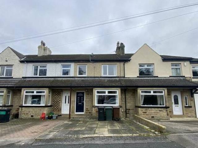3 bedroom terraced house for rent in Laburnum Grove Cross Roads Keighley BD22