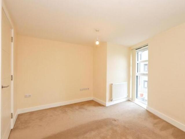 3 bedroom terraced house for rent in Langdale Road, Sheffield, S8