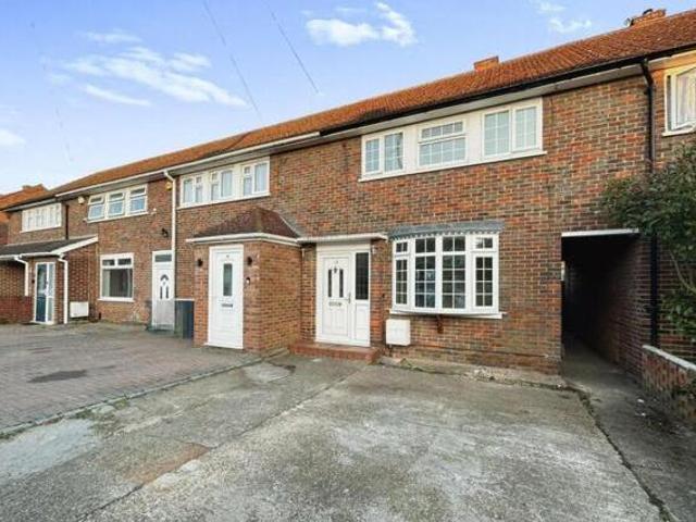 3 Bedroom Terraced House For Rent In Langley