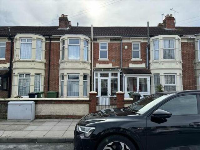 3 bedroom terraced house for rent in Langstone Road, Baffins, Portsmouth, PO3