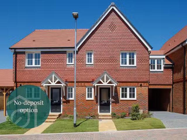 3 bedroom terraced house for rent in Leaf Living at Fontwell M.