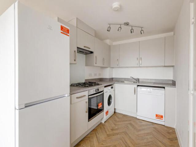 3 bedroom terraced house for rent in Leaf Living at Peters Village, Wouldham, Kent, ME1, Rochester, ME1