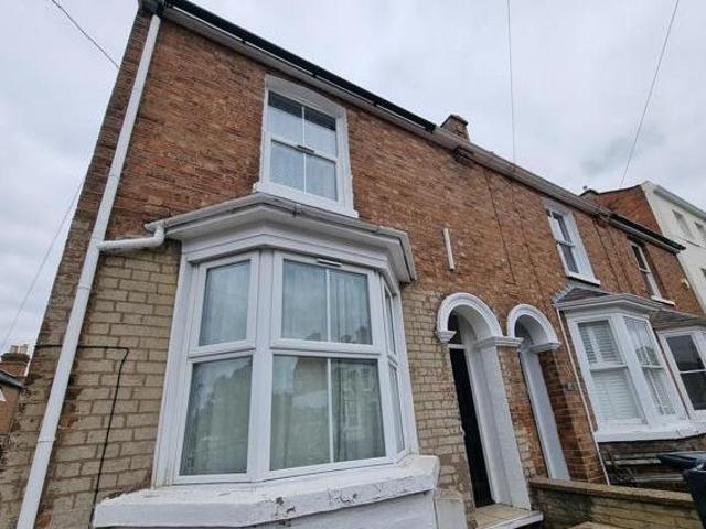 3 Bedroom Terraced House For Rent In Leamington Spa, Warwickshire