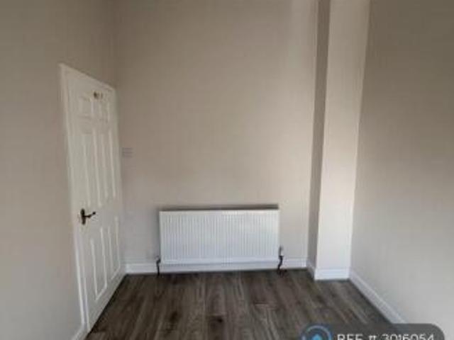 3 bedroom terraced house for rent in Leavesden Road, Watford, WD24