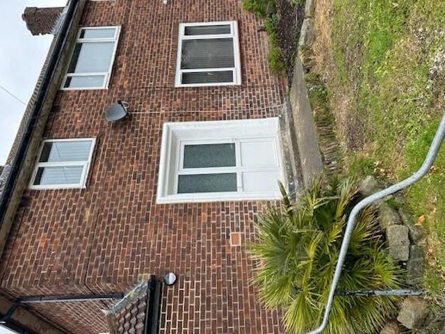 3 Bedroom Terraced House For Rent In Leeds, West Yorkshire