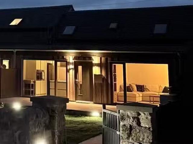3 bedroom terraced house for rent in Lennoxlea Farm, Glasgow.