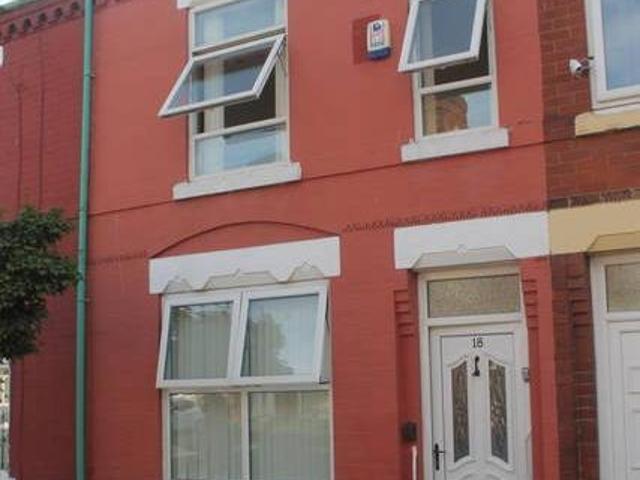 3 bedroom terraced house for rent in Lila Street Manchester Greater Manchester M9