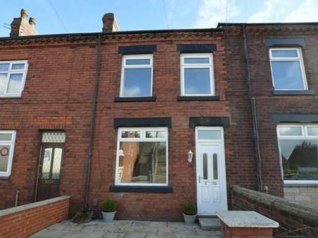 3 bedroom terraced house for rent in Lily Lane Bamfurlong WN2