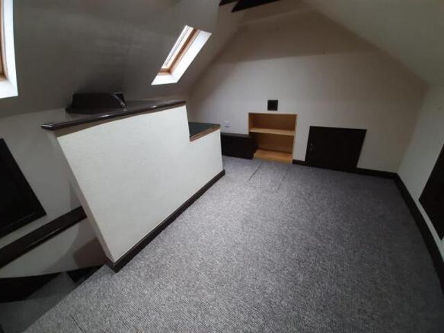 3 bedroom terraced house for rent in Lincoln Road, Peterborough PE4 6AH, PE4