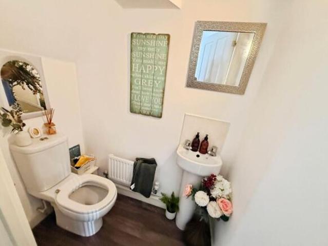 3 bedroom terraced house for rent in Linus Grove, Stanground, Peterborough, PE2