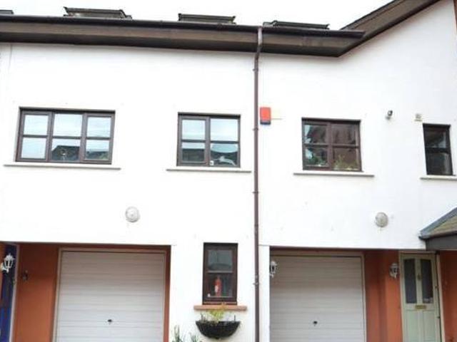 3 bedroom terraced house for rent in Luxton Court Cockpitt Hill Cullompton Devon EX15