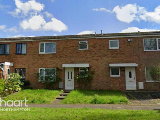 3 bedroom terraced house for rent in Montague Crescent, NORTHAMPTON, NN5