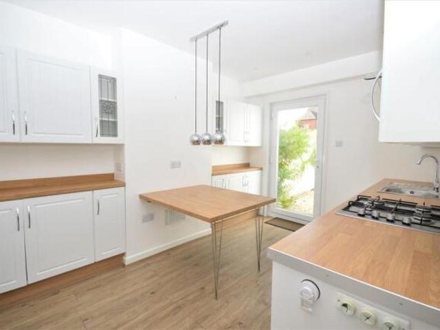 3 bedroom terraced house for rent in Morehall Avenue, Cheriton, CT19
