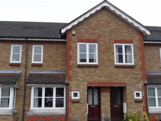 3 bedroom terraced house for rent in Morel Court Sevenoaks TN13 3BG TN13
