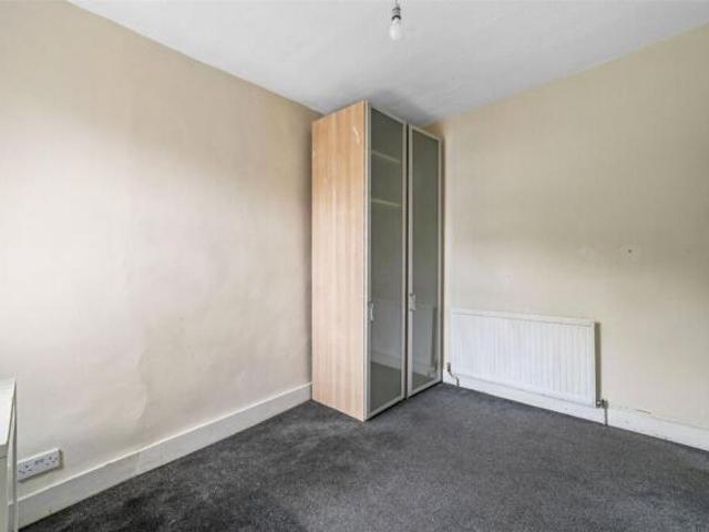 3 bedroom terraced house for rent in Morley Road, Stratford, London, E15