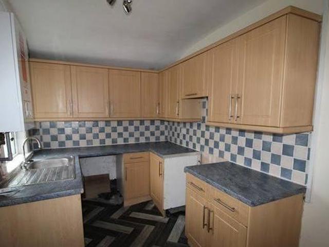 3 bedroom terraced house for rent in Morse Street Burnley BB10