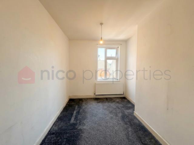 3 bedroom terraced house for rent in Maynard Road, Leicester, City, LE2