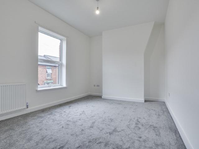 3 bedroom terraced house for rent in Madryn Street, Liverpool, Merseyside, L8