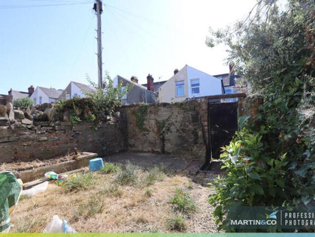 3 bedroom terraced house for rent in Mafeking Road, Penylan, CF23