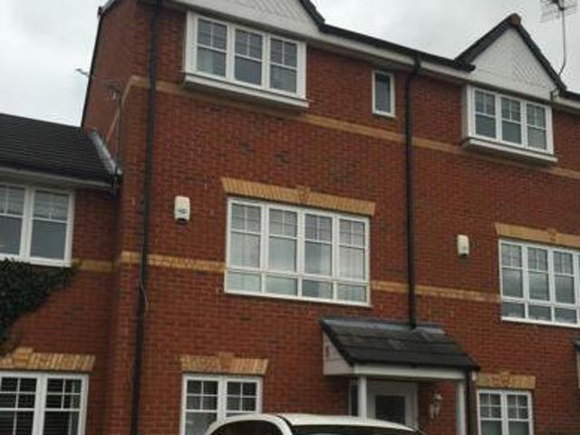 3 Bedroom Terraced House For Rent In Manchester