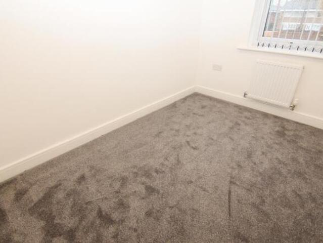 3 bedroom terraced house for rent in Manchester, M40