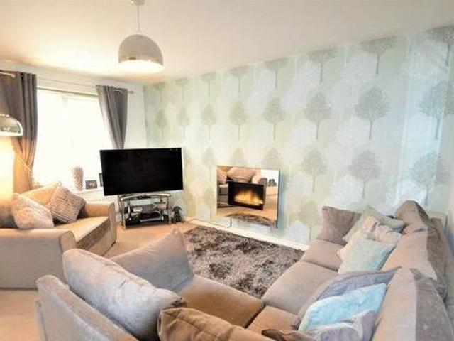 3 bedroom terraced house for rent in Manchester Road Manchester M27